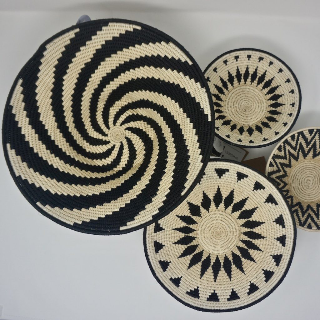 Monochrome Patterned, 16cm baskets - Monkey Apple